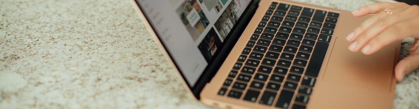 Cómo hacer un CV de alto impacto: guía y ejemplos